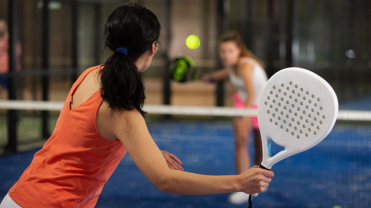 Wat is padel en hoe goed is het voor je? | Gezondheidsnet