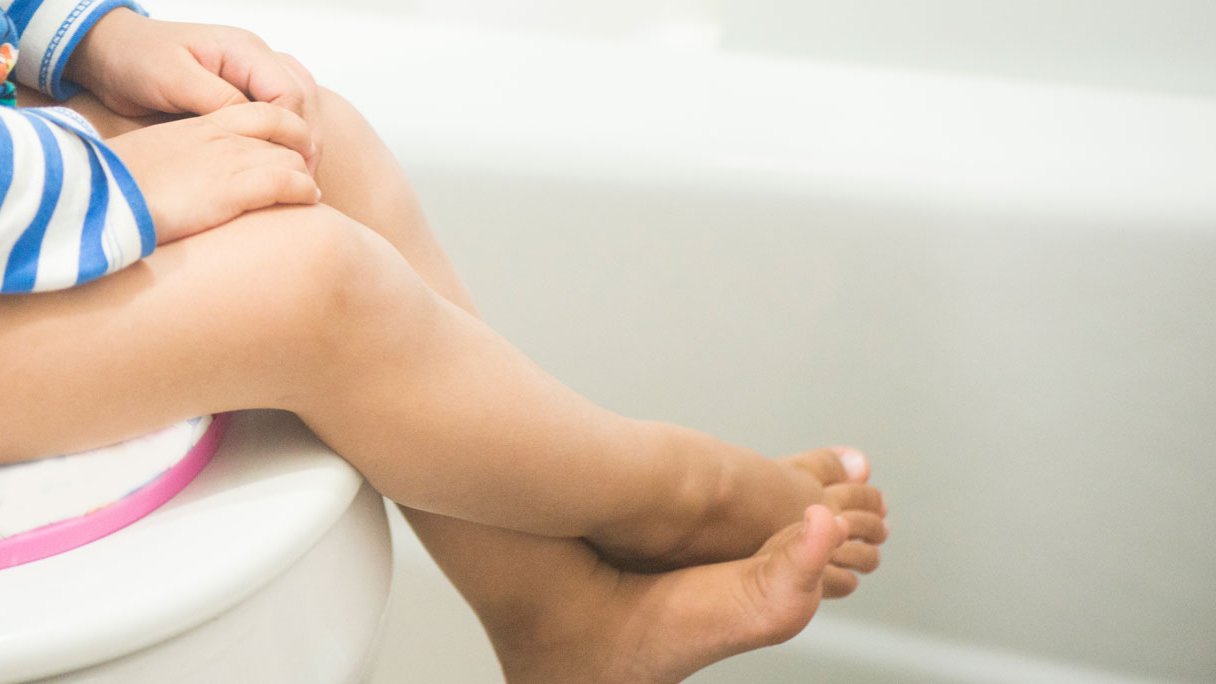 Help, mijn kind kan niet poepen | Gezondheidsnet