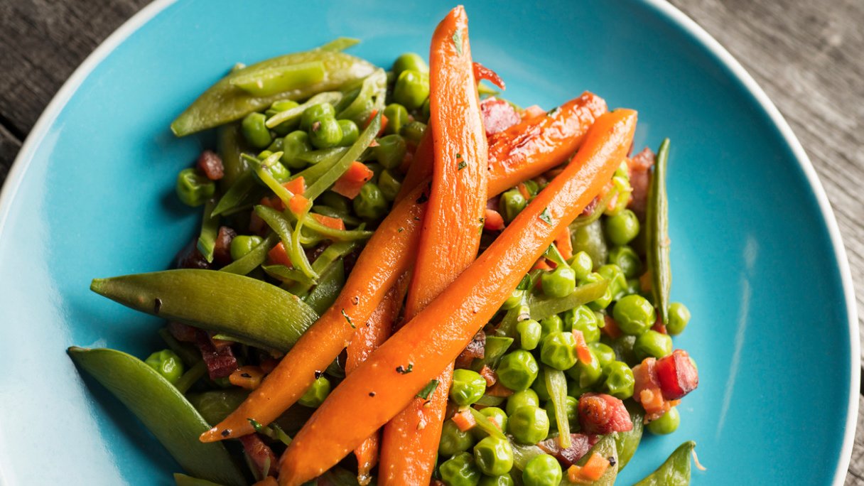 Geroerbakte wortelen met peultjes | Gezondheidsnet