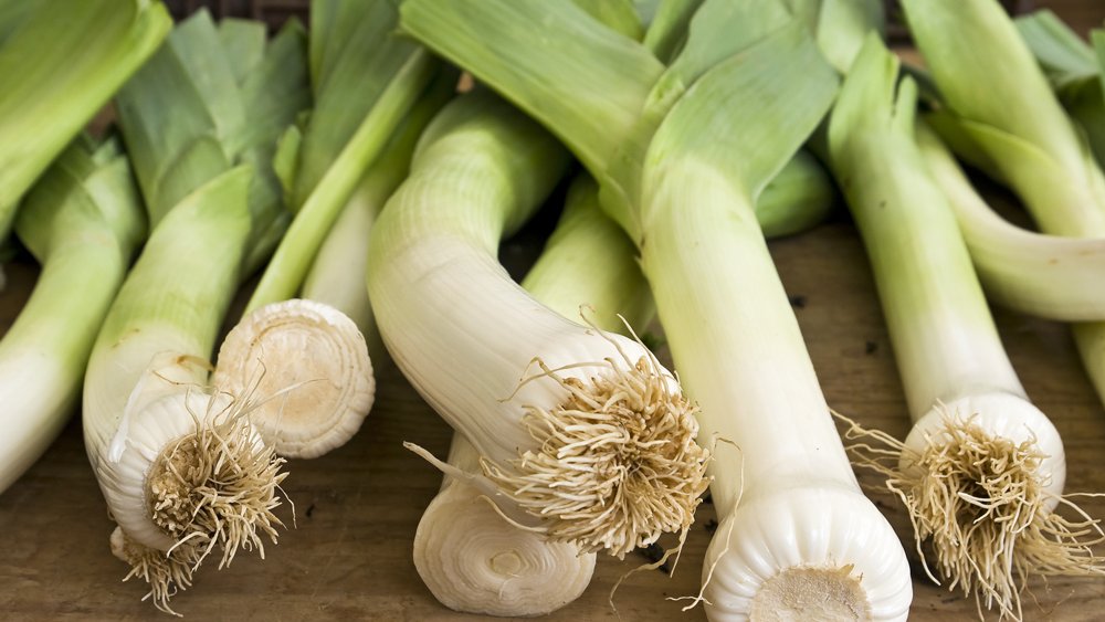 Prei gestoofd in witte wijn | Gezondheidsnet